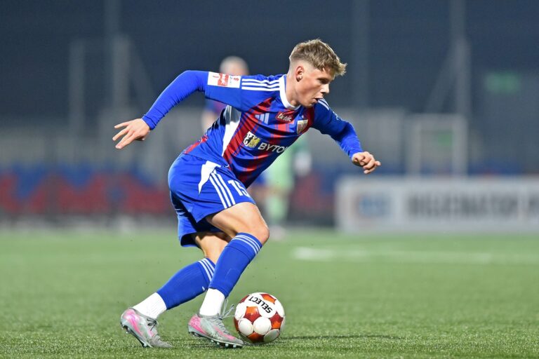 Polonia Bytom dopięła swego! Kluczowy zawodnik z nową umową - Goal.pl